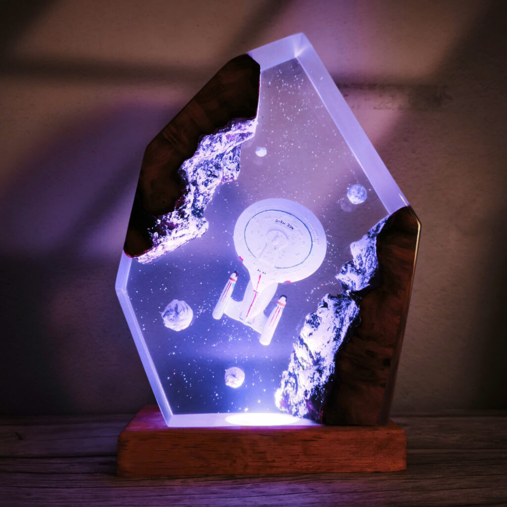 Customer Star Trek Resin Lamp, Star Trek model, Galaxy Lamp, Spaceship ...